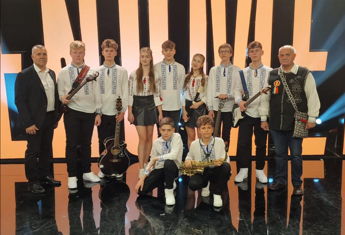 Jos pălăria, d-le Pleșu | Ionel Popa